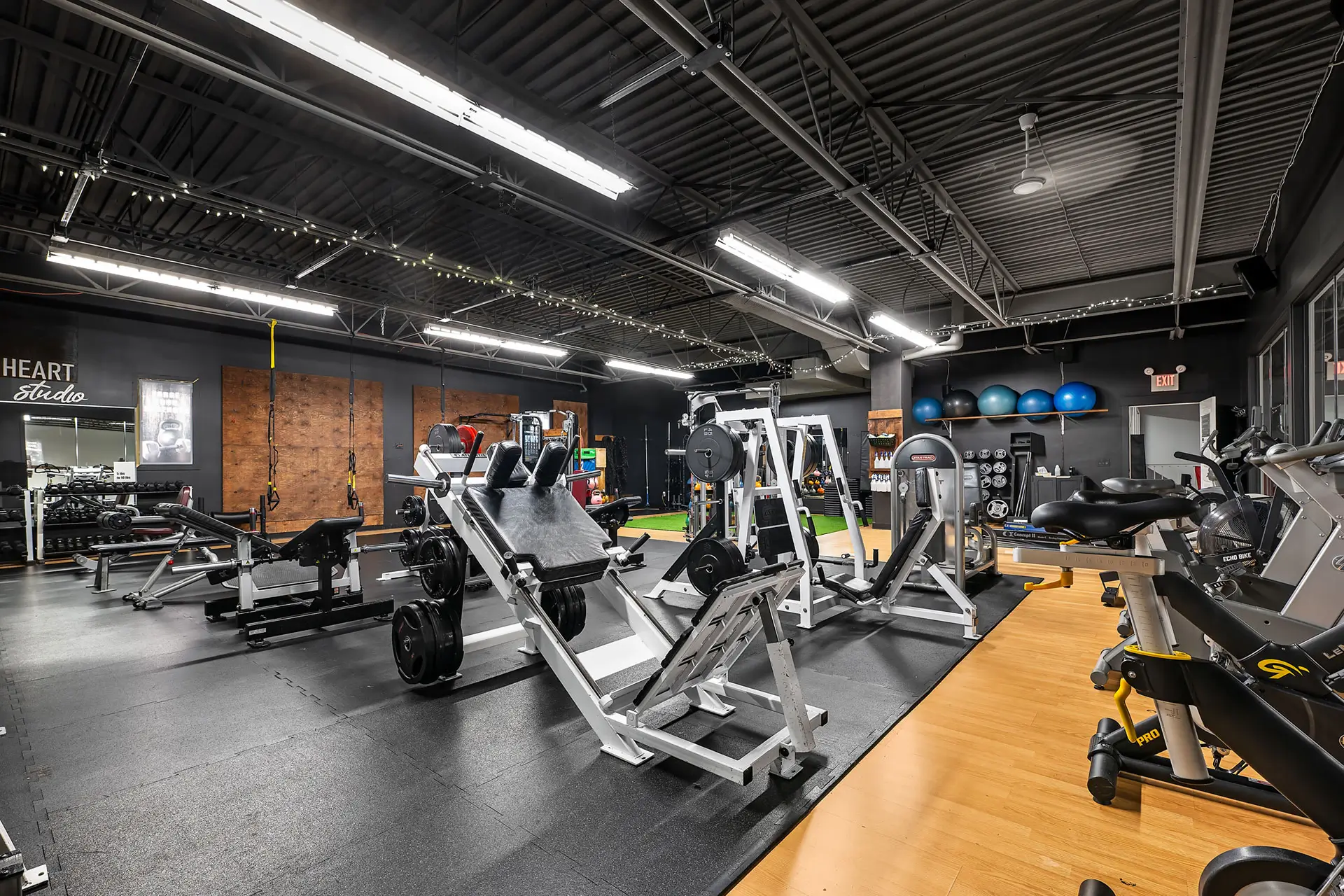 Benefits of Small Group Classes | Iron Heart Gym